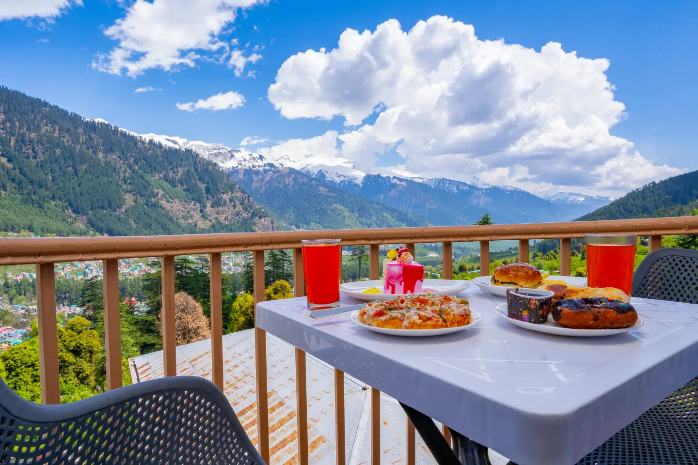 Karma Utopia, Manali